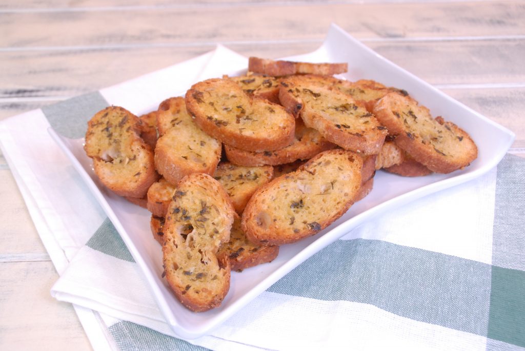 Pan de ajo - Receta fácil - Con cuchara y cucharon